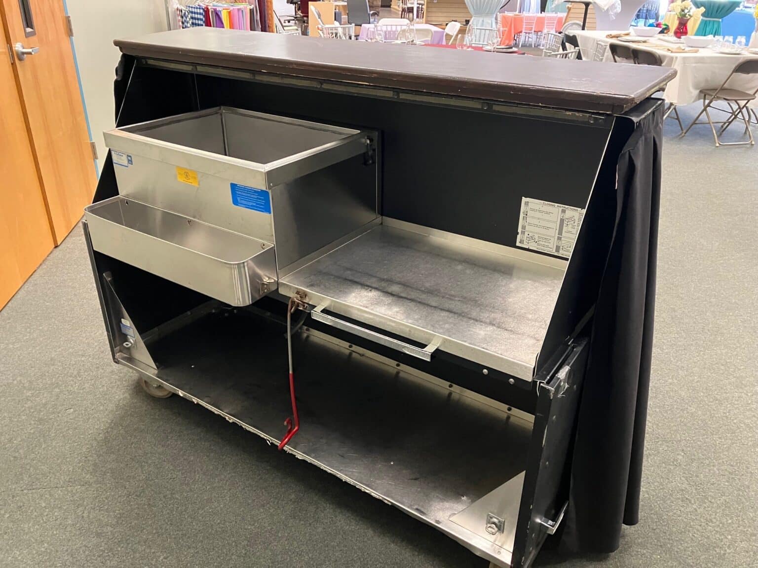 5' Portable Rolling Bar - Suburban Party & Tool Rental